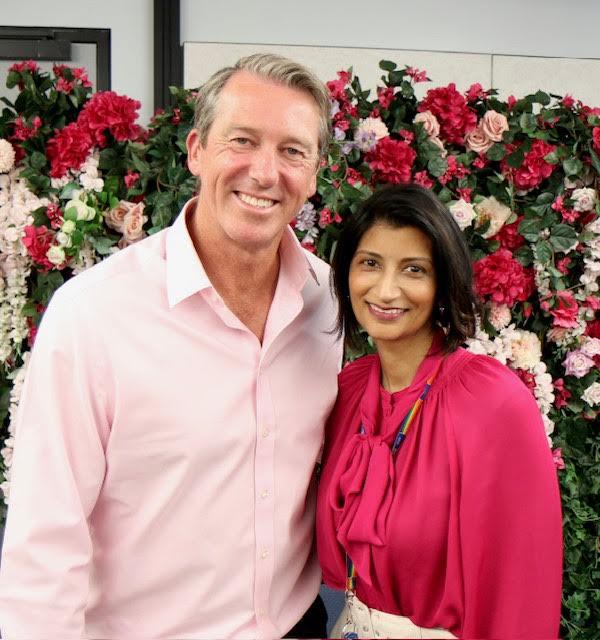 Cricket legend visits Pfizer 23.10.23 AM